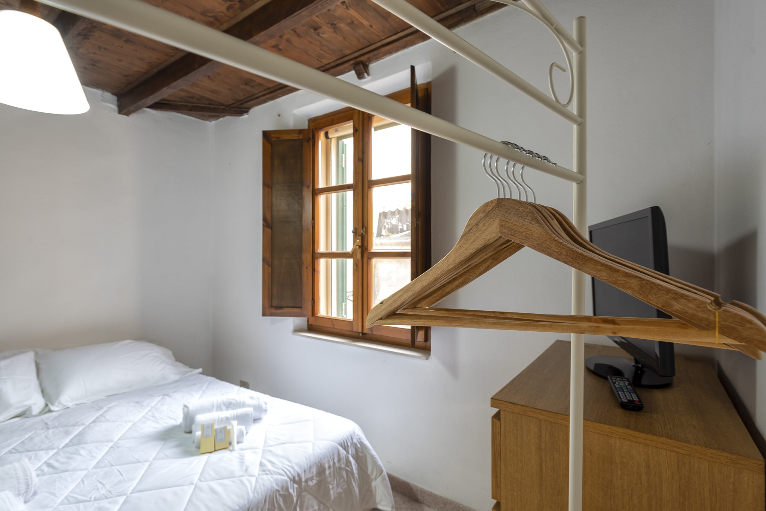 C&C Holidays - Welcome To Alghero